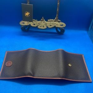 Hunting World | Bags | Hunting World Brown Leather Trifold Wallet ...